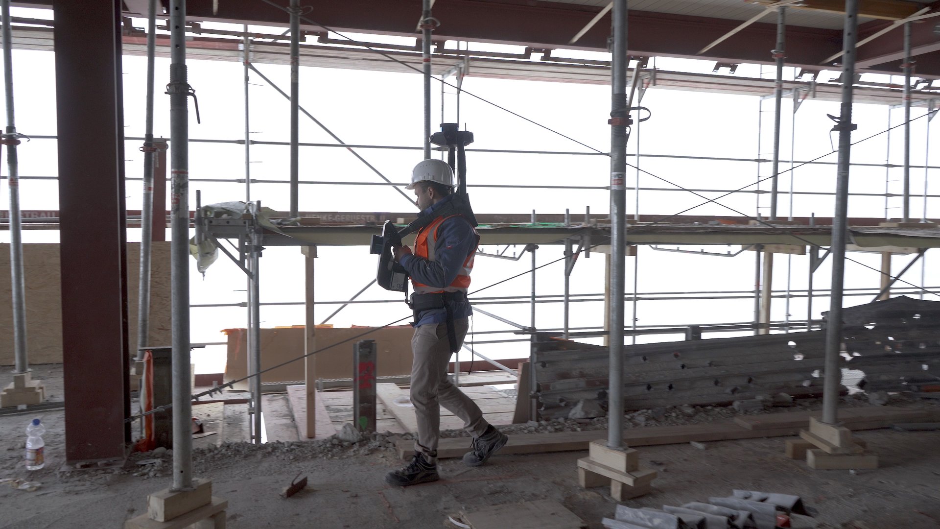 Scanning a high-rise building in Berlin with NavVis VLX