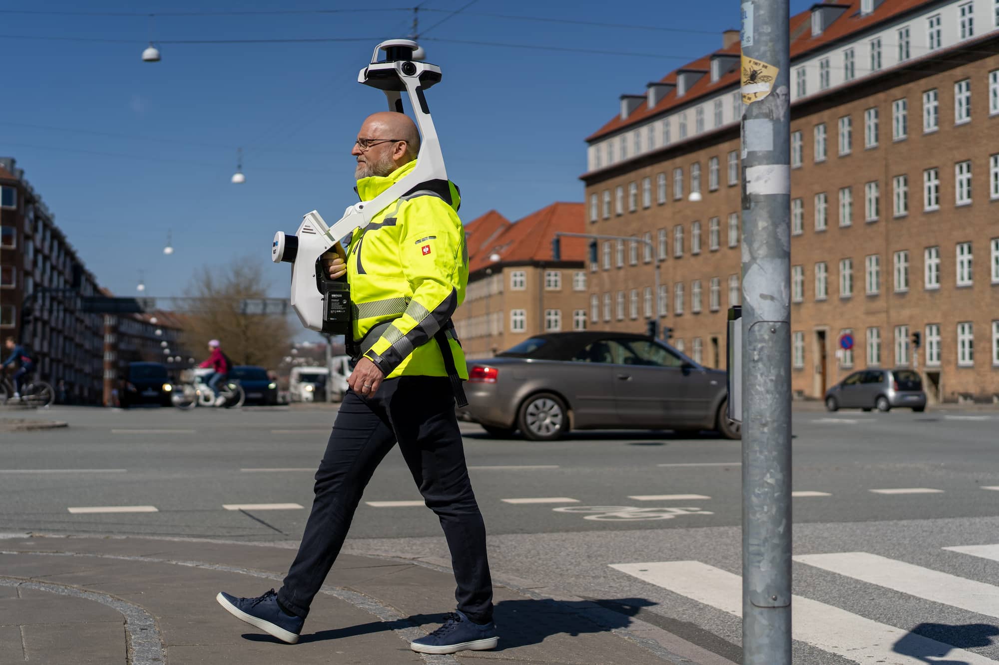 Book a demo and try NavVis VLX